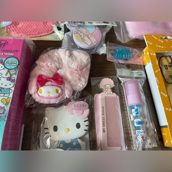Sanrio | Accessories | Sanrionwt The Ultimate Character Beauty Bundle ...